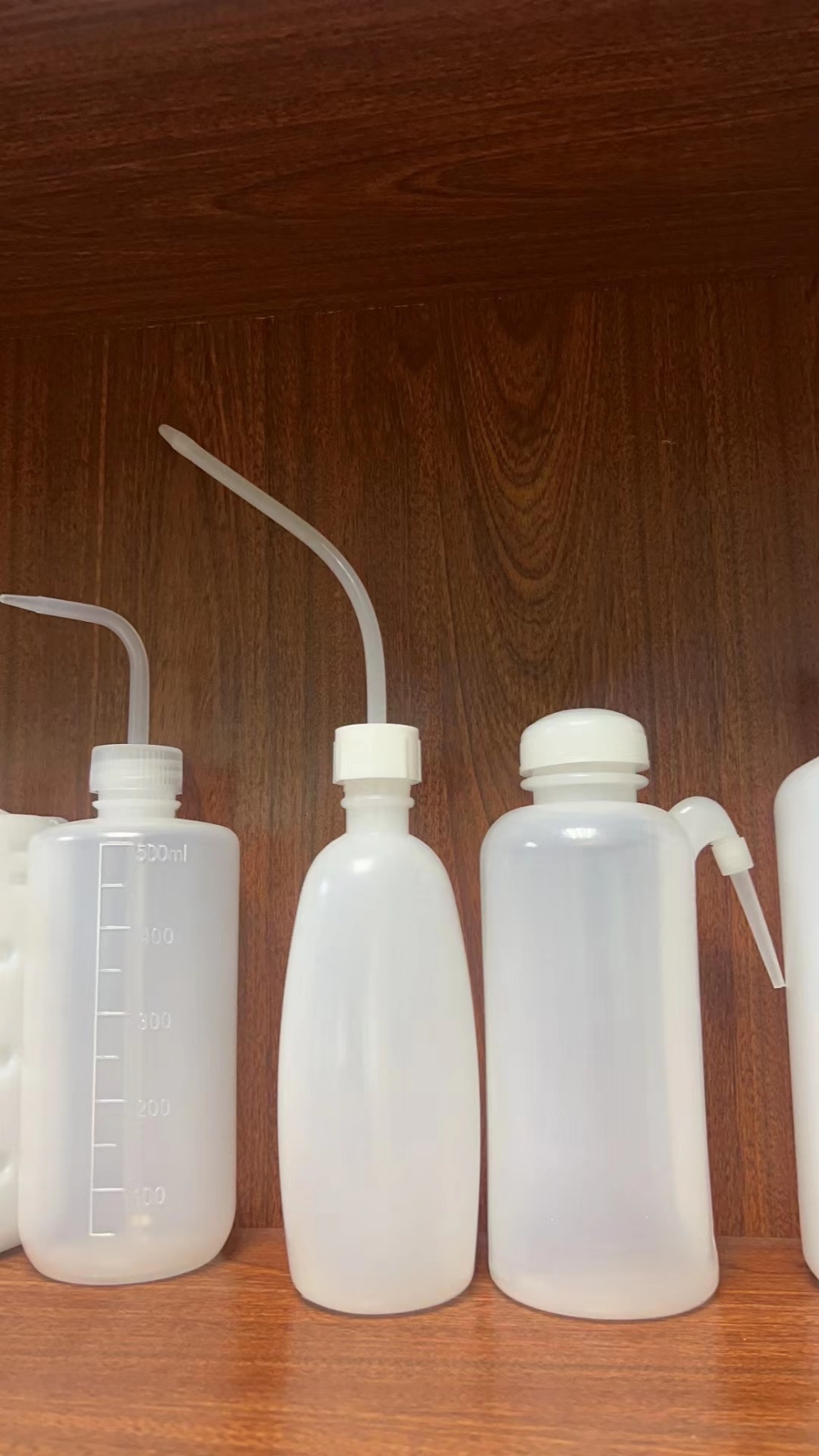 Washing Bottle of Different Shapes – L&S CIJ Codification Parts